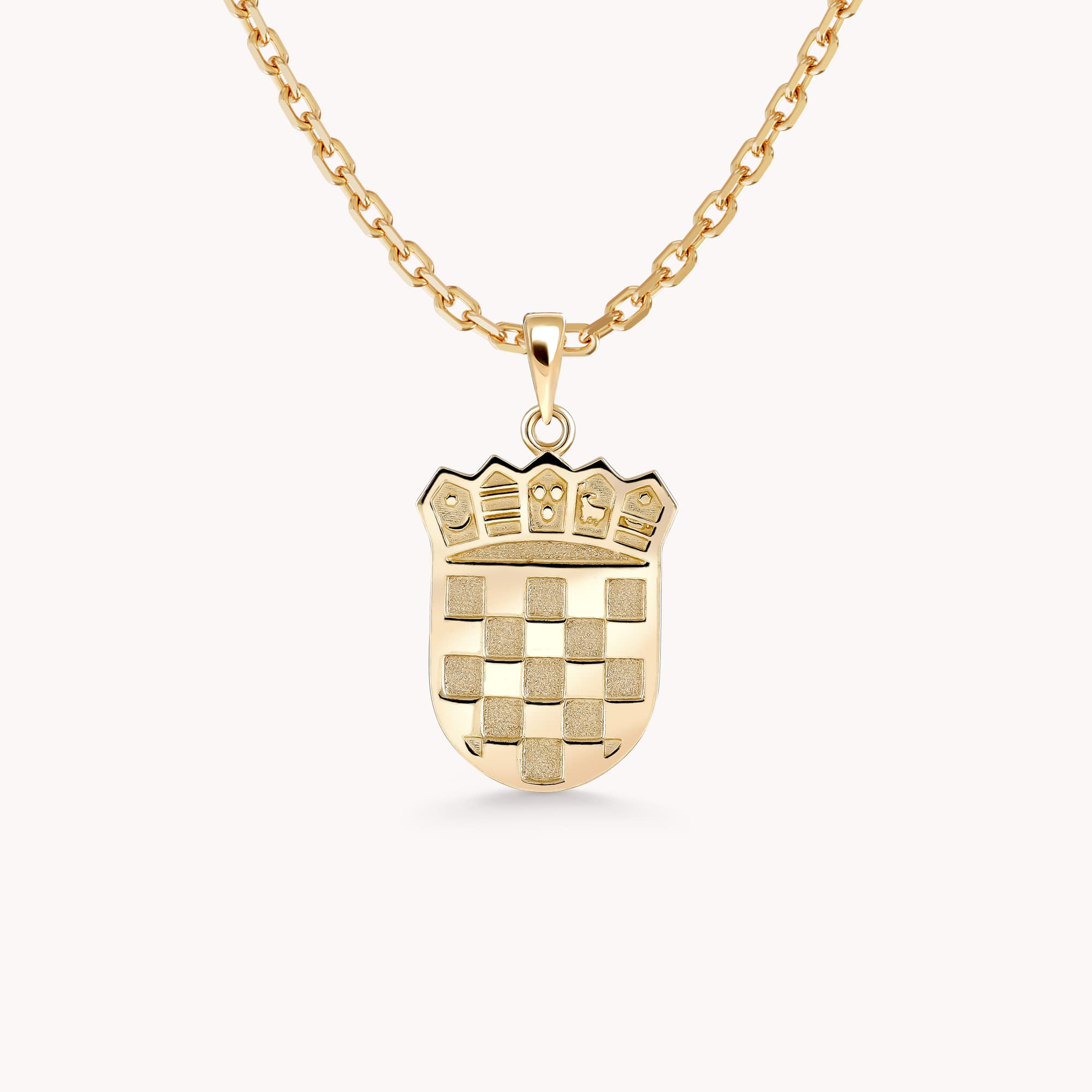 Zlatni privjesak Hrvatski grb